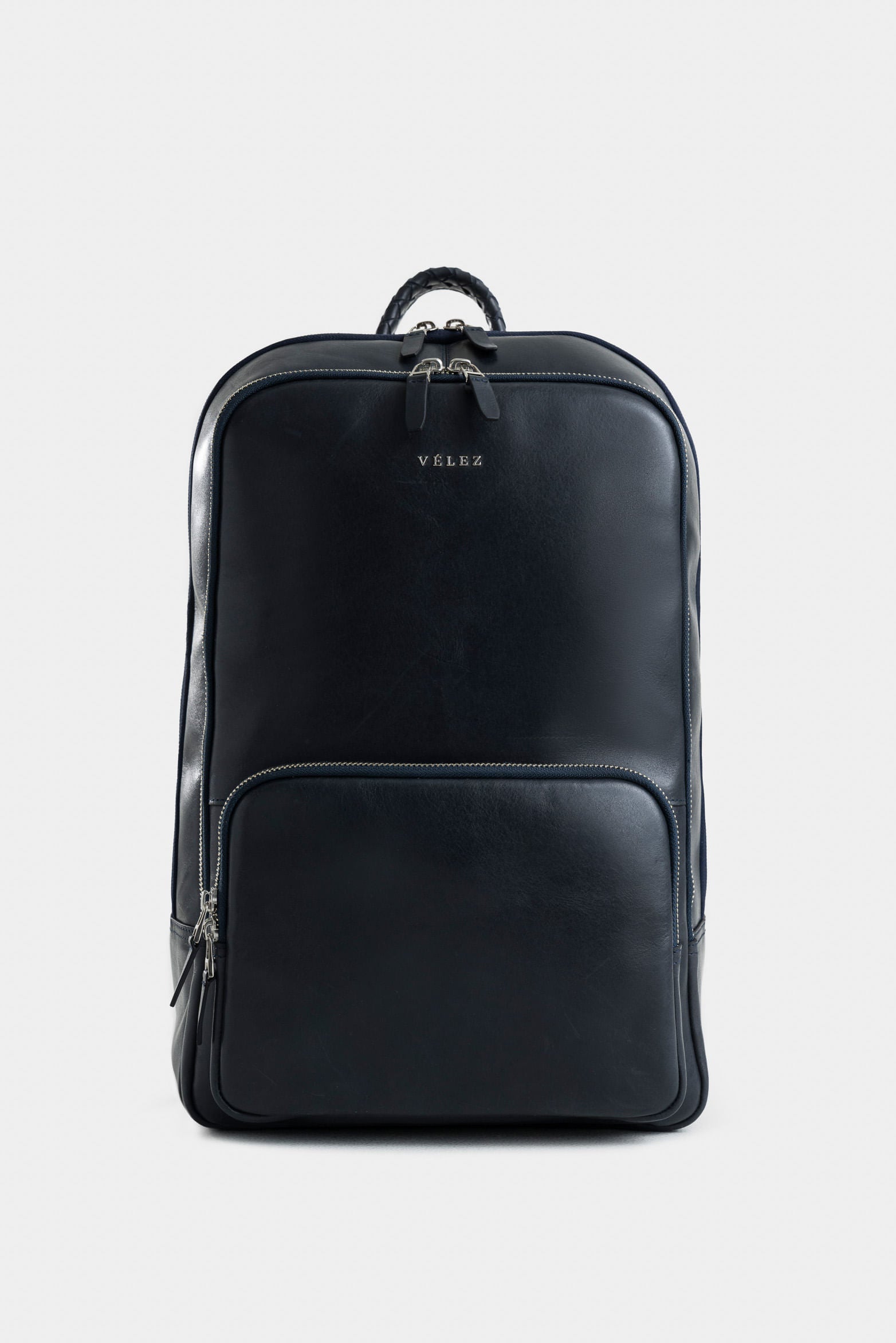 Slim Silhouette Támesis Leather Backpack for Men in Dark Blue – Velez ...
